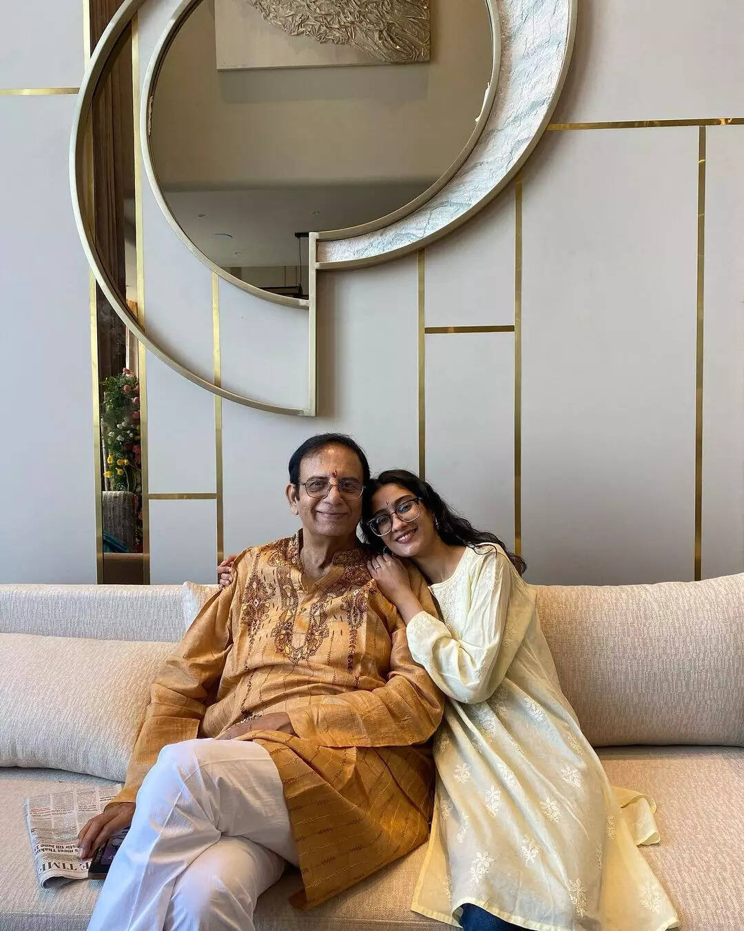 Sushmita Sen House: मुंबई के इस आलीशान घर में मम्मी- पापा के साथ शिफ्ट ...