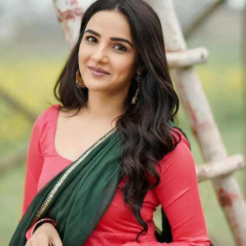 बॉलीवुड का चमकता सितारा बनने के लिए इन Tv स्टार्स ने लगाया दांव पर