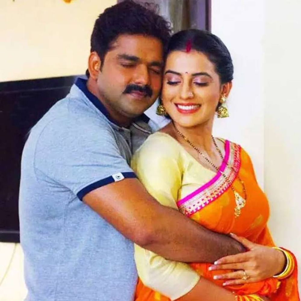 Akshara Singh के प्यार में अंधे हो गए थे Pawan Singh, यूं हुआ रिश्ते का अंत