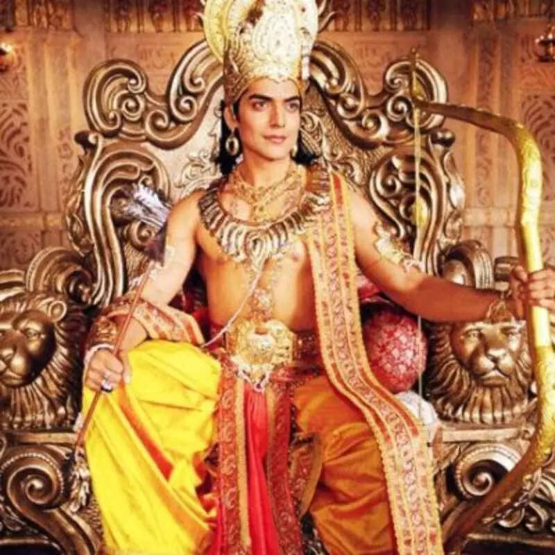 पर्दे पर भगवान राम बनकर सोने के सिंहासन पर बैठे ये स्टार्स, रातों-रात बदल गई किस्मत