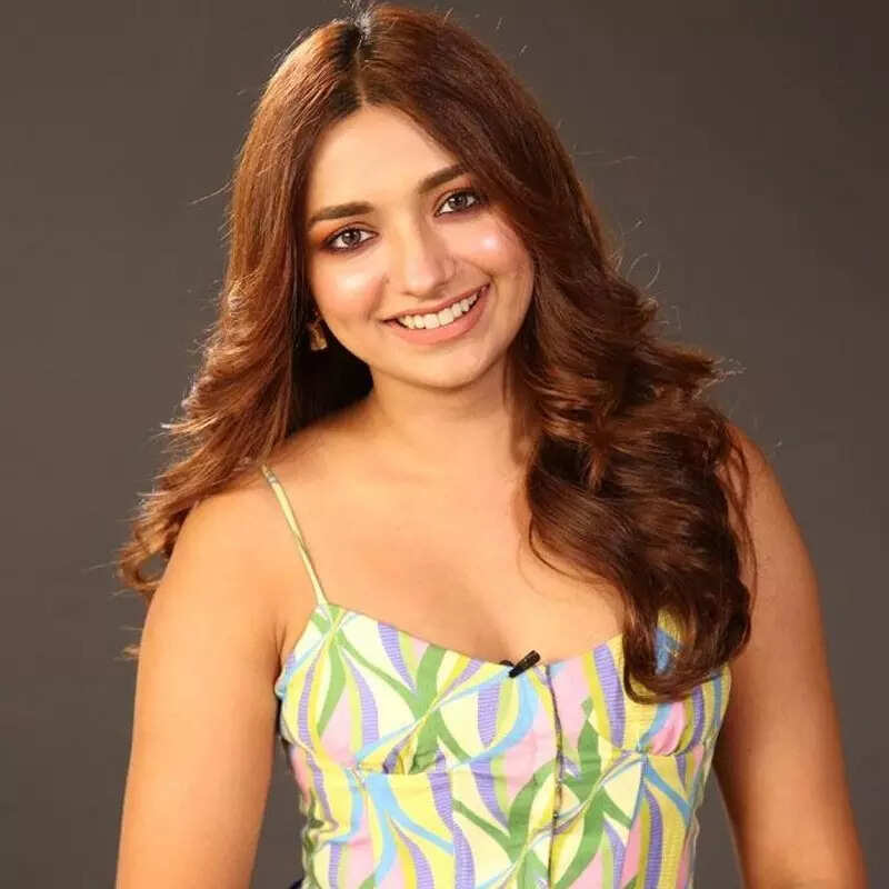 TV के इन सितारों ने बुरे वक्त में कहा सोशल मीडिया का अलविदा, ट्रोलिंग ...