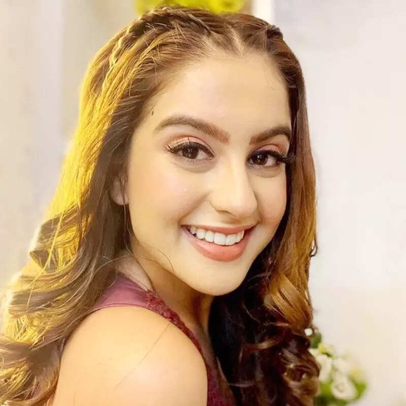 पार्टनर से धोखा मिलते ही पत्थर दिल बन गए थे ये TV स्टार्स, मौत को गले ...