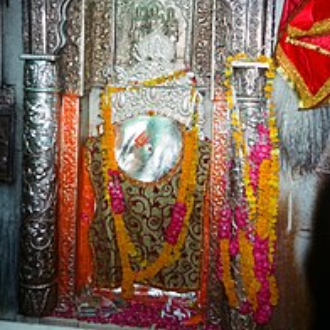 Famous Hanuman Mandir: हनुमान जयंती के दिन करें दिल्ली के इस हनुमान ...