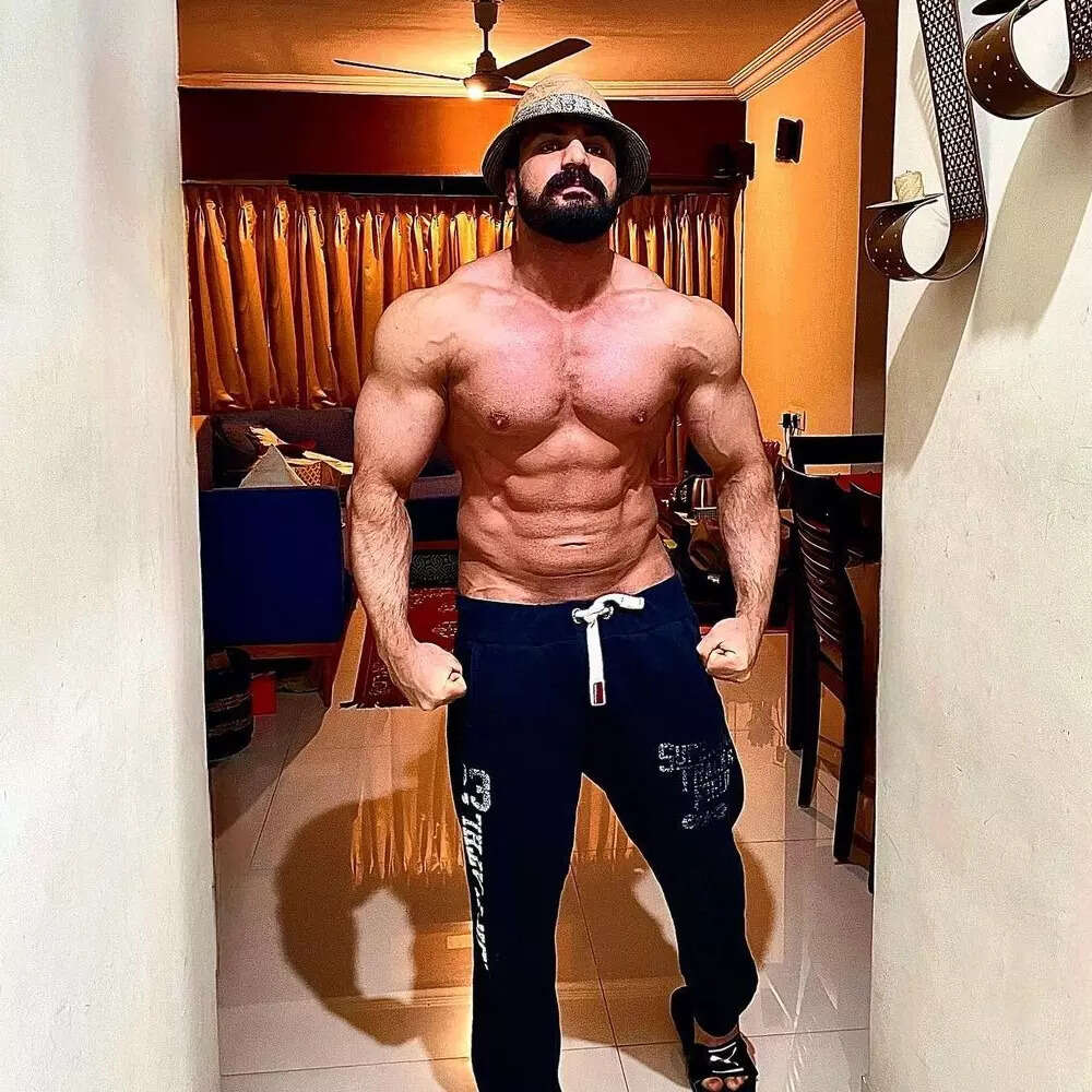 बर्बादी को ओर तेजी से बढ़ रहा है इस TV एक्टर्स का करियर, अब तो फ्री में ...