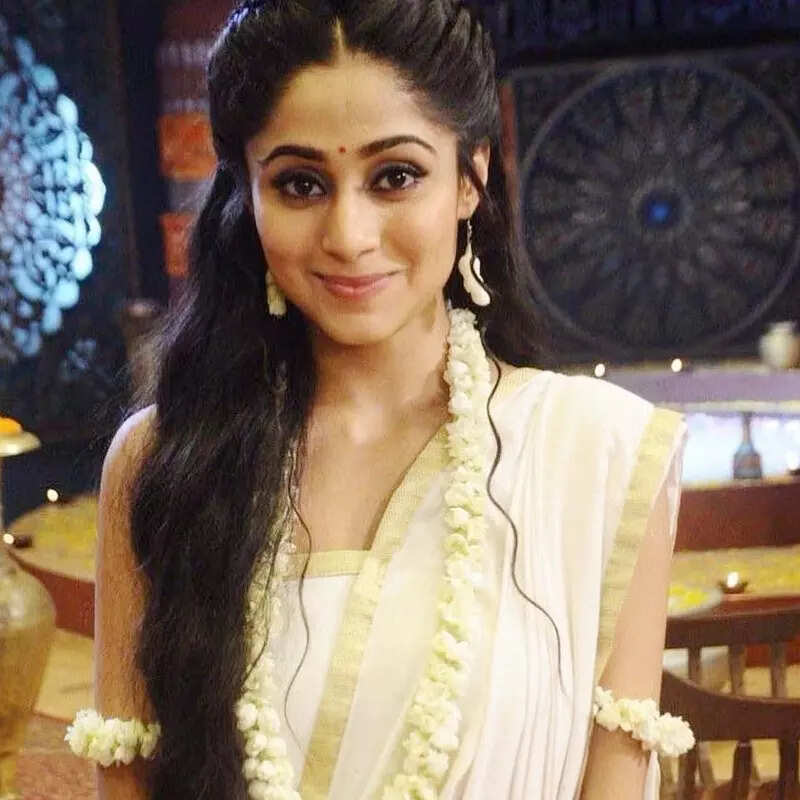 चार दिन की चांदनी जैसे लोगों की आंखों में चमके थे ये TV सितारे, अब इंडस्ट्री में नहीं डालता कोई घास