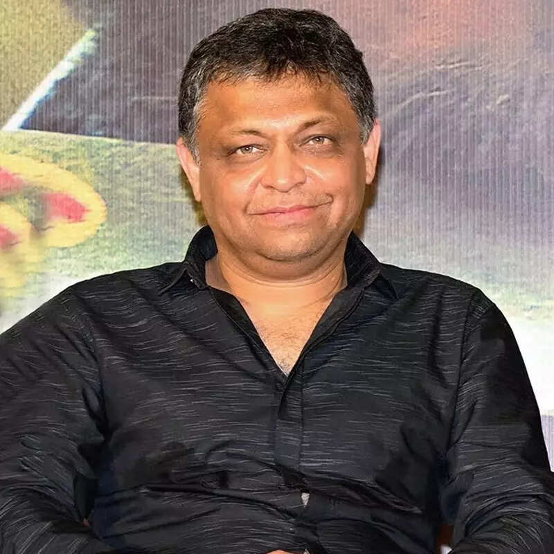 कार्तिक आर्यन की सक्सेस से चिड़ते हैं ये बॉलीवुड सेलेब्स, अभिनेता को ...