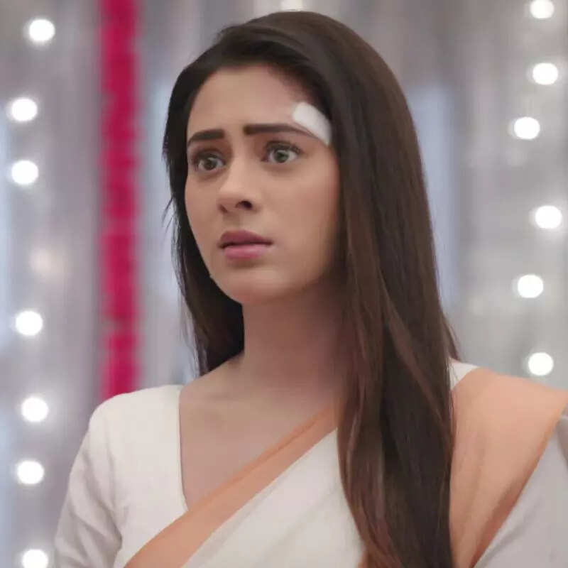 Ormax TRP Week 25: अनुपमा-अनुज के रोमांस ने किए GHKKPM के दांत खट्टे, YRKKH की गर्दन पर भी लटकी ...