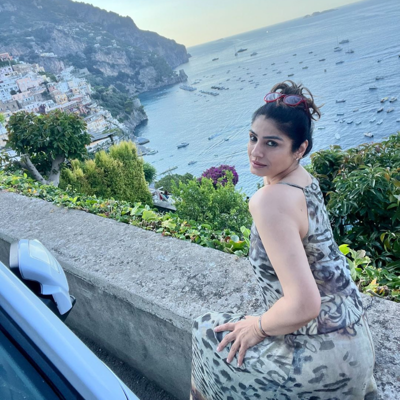 Rasha ने खूबसूरती के मामले में मां रवीना टंडन को दी कड़ी टक्कर ...