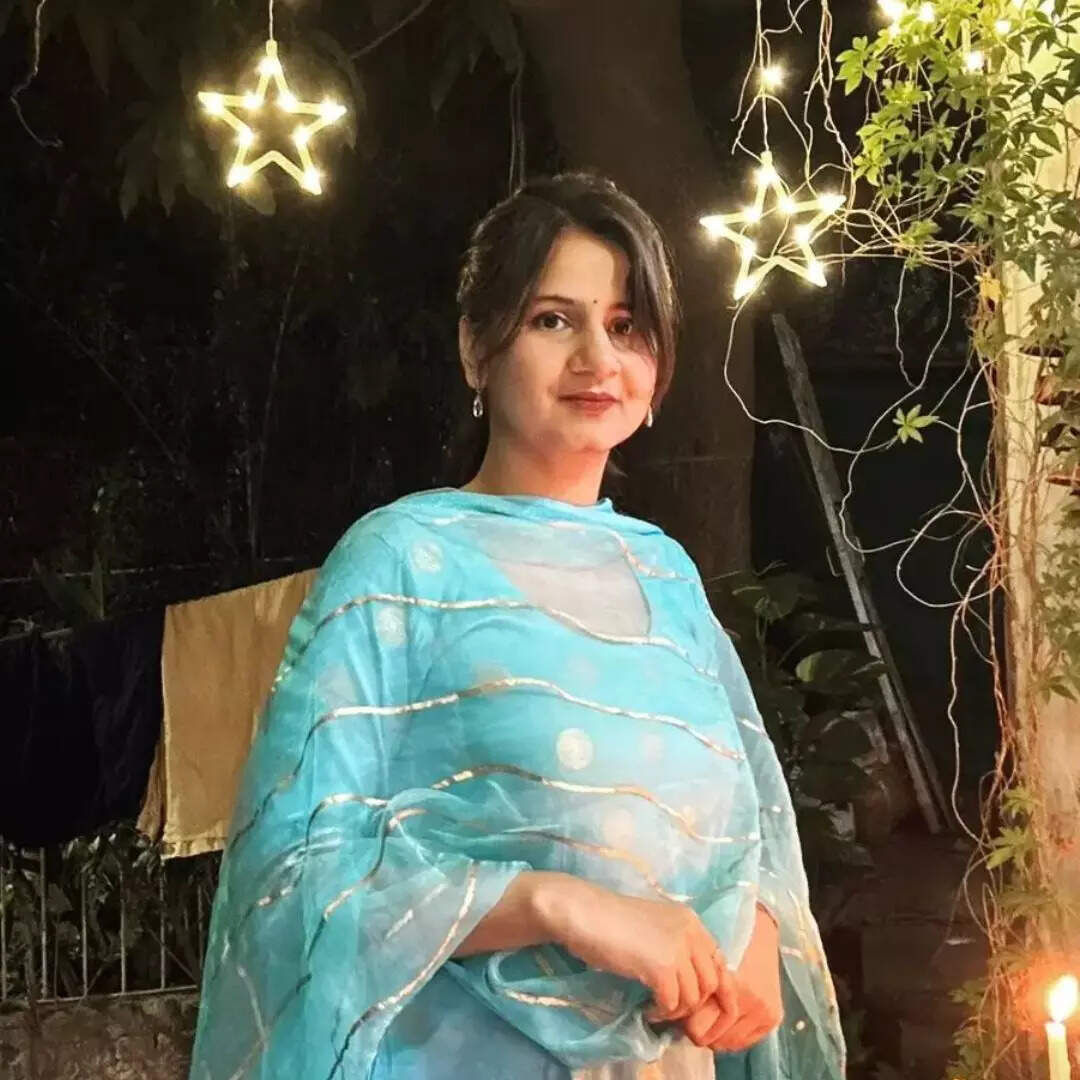 Success Story of DSP Smriti Rana Cracked UP PCS with Rank 1 Tips for ...