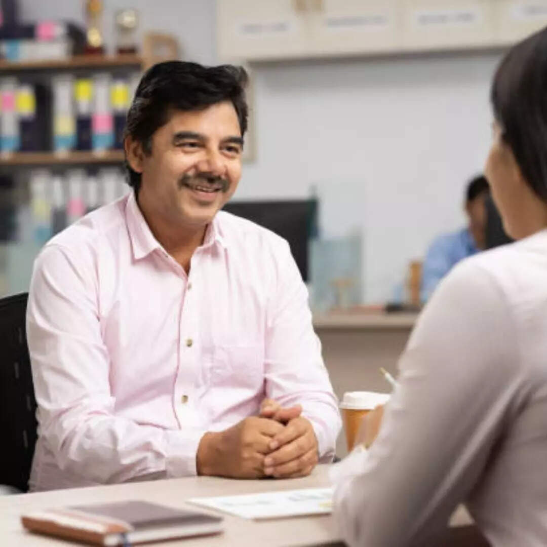 What Is The Salary Of Bank Clerk Know SBI PNB BOB And BOI Clerk Salary ...