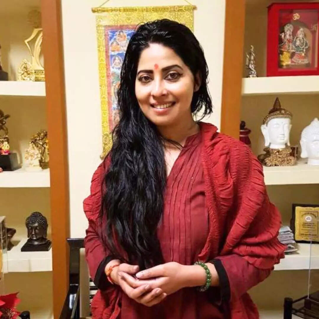 Success Story of IPS Soumya Sambasivan Action Against Mining Mafia HP ...