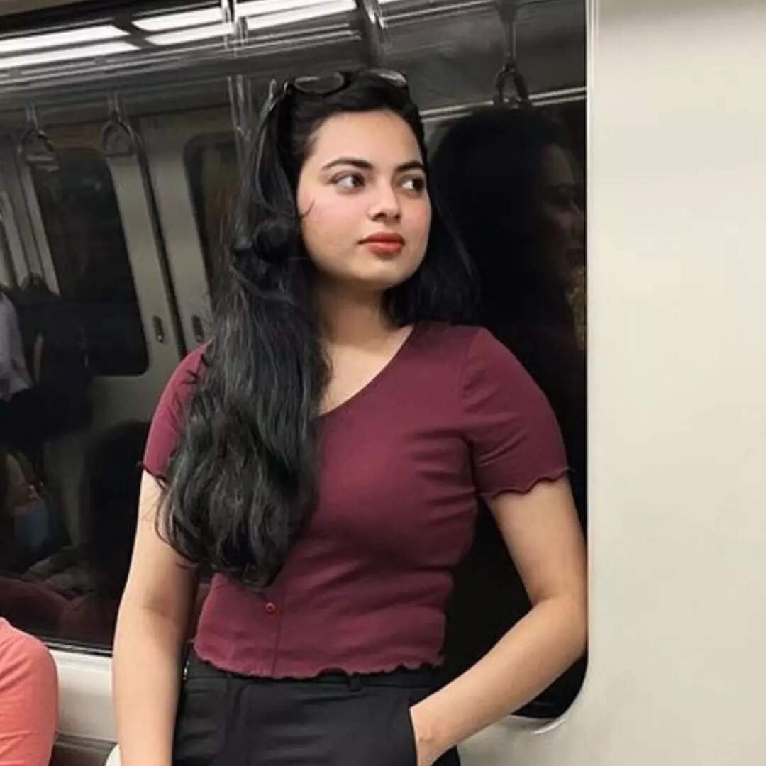 Success Story of UP Police DSP Ayushi Singh UP PCS Topper Whose Father was Murdered in Court ...