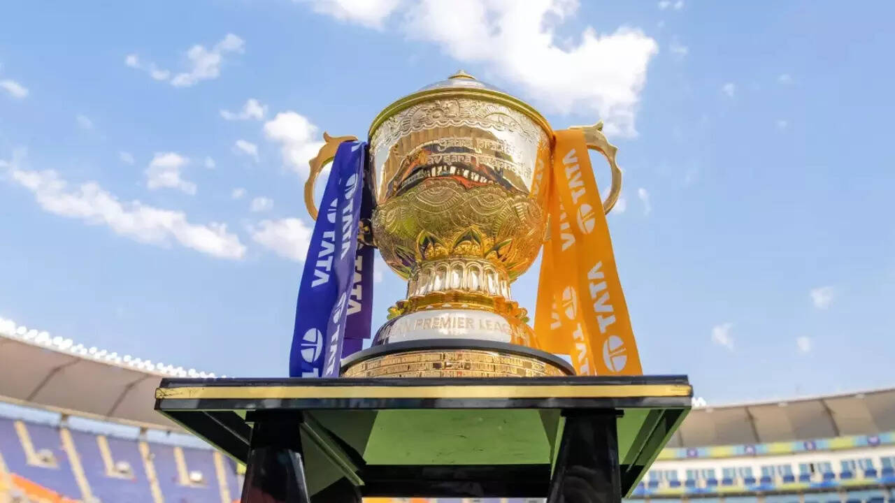 Is IPL Trophy is Made-up of Pure Gold What is the Cost and Composition ...