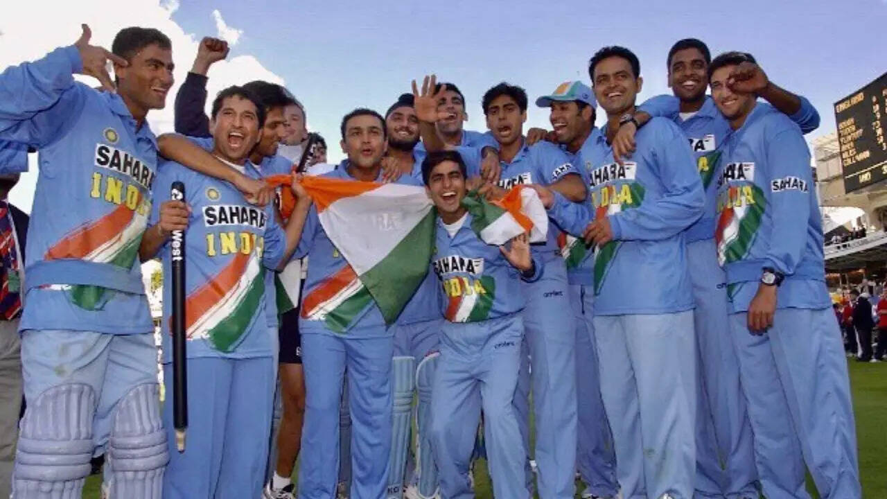 Ajay Ratra holds the Record of first Indian and Yongest Wicketkeeper to ...