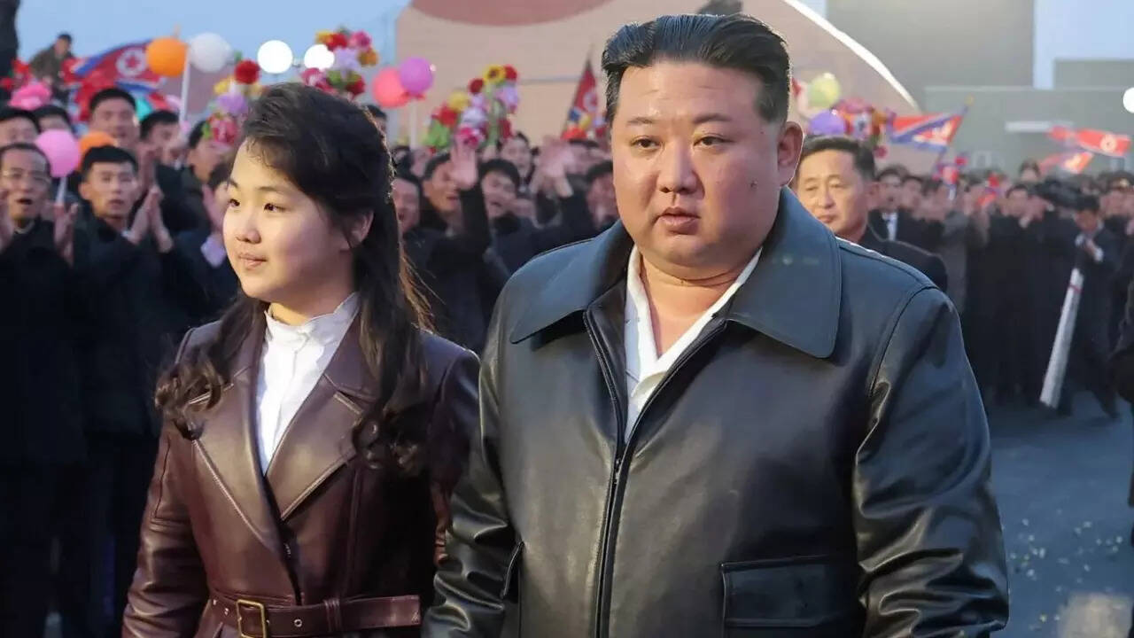 How tall is world's most Dangerous Dictator Kim Jong Un: कितना फीट लंबा ...