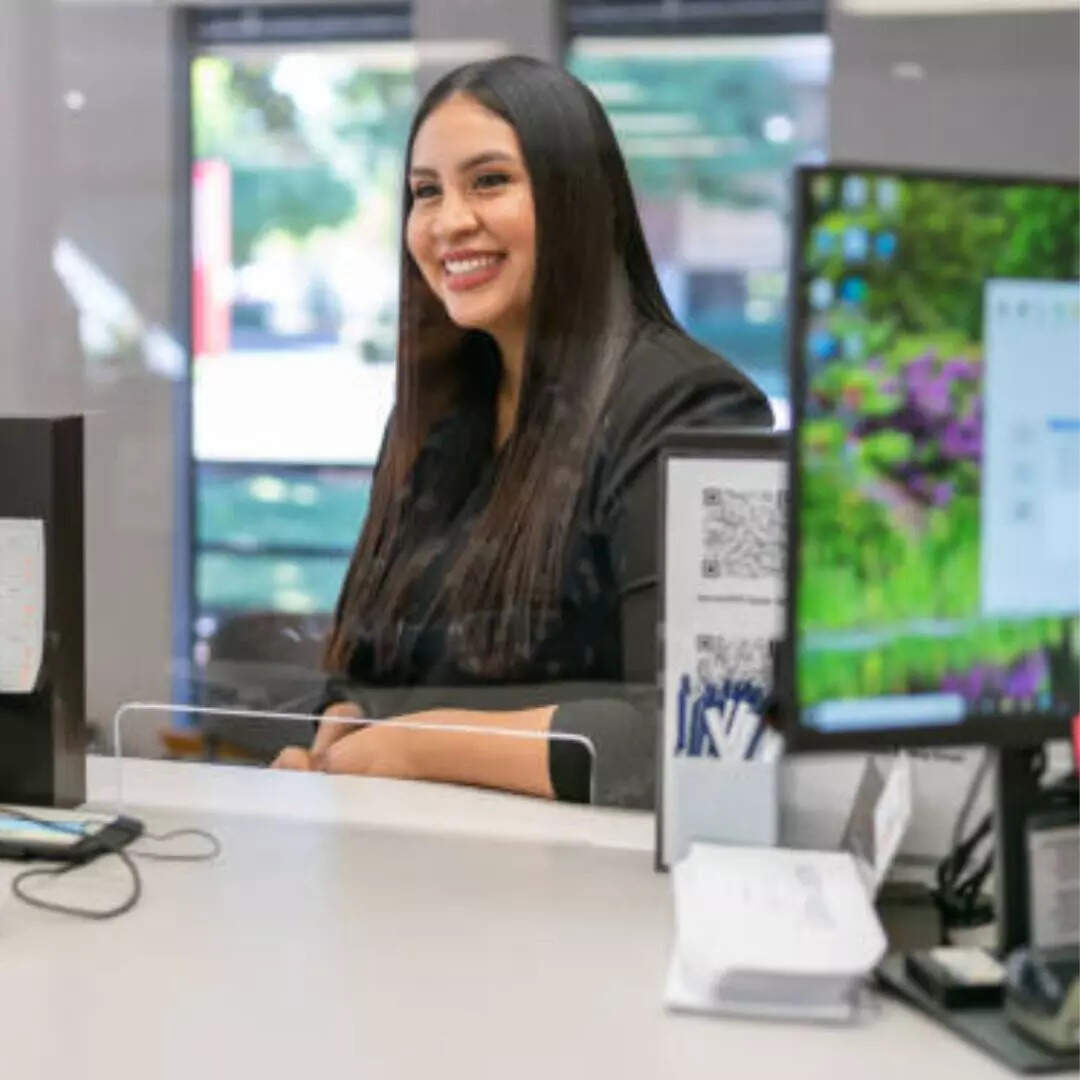 What Is The Bank Clerk Duty Hours Know Bank Clerk working Hours Salary ...