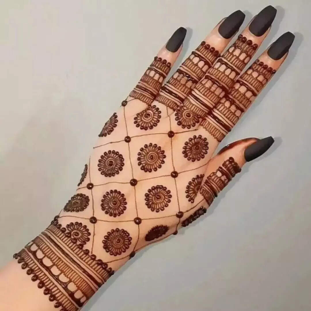 Eid Milad Un Nabi 2024 Mehndi Design: ईद-ए-मिलाद-उन-नबी के मौके पर ... Eid Milad Un Nabi 2024 Mehndi Design: ईद-ए-मिलाद-उन-नबी के मौके पर ...