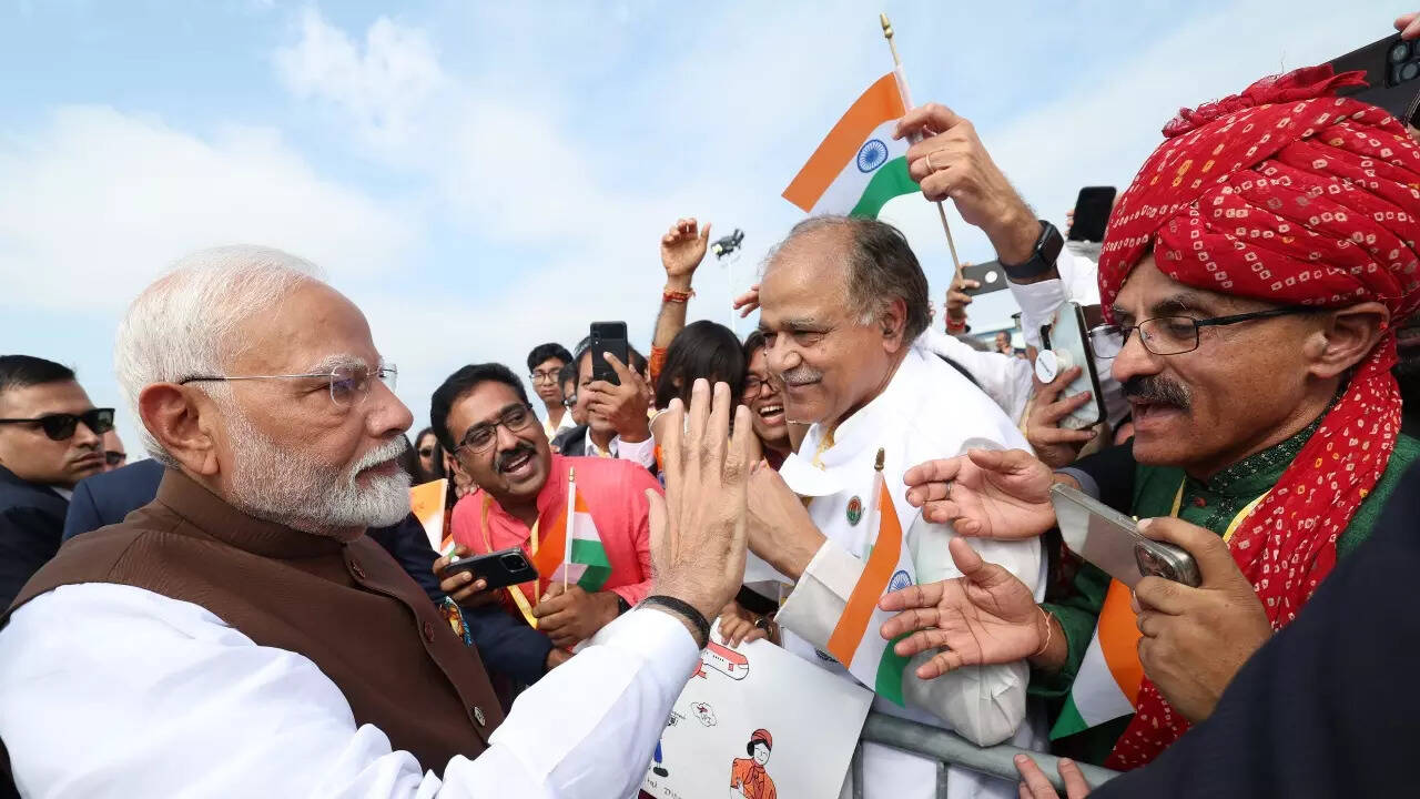 PM Narendra Modi interacts with the members of the Indian diaspora ...
