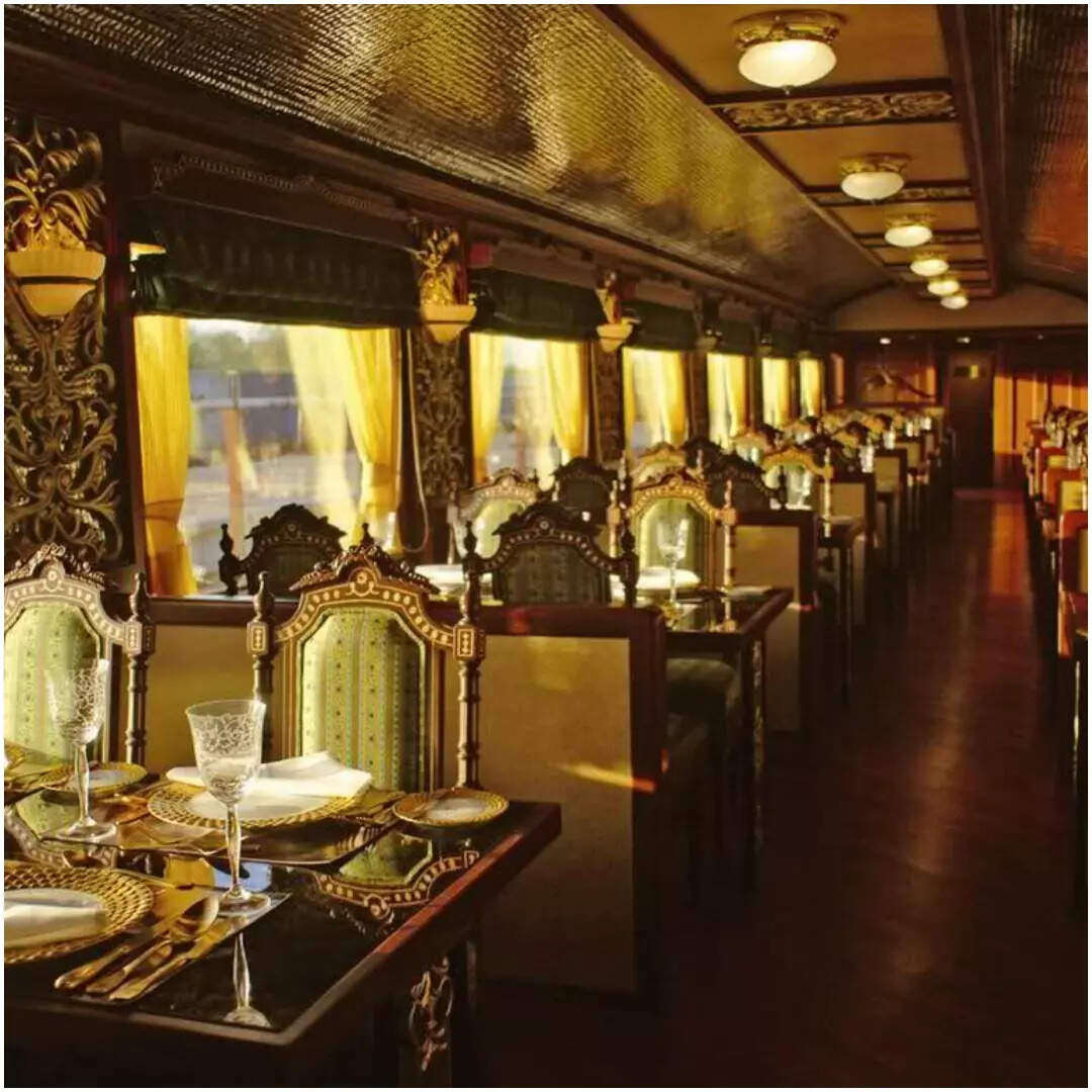 most expensive Train in India maharaja express full journey and ticket ...