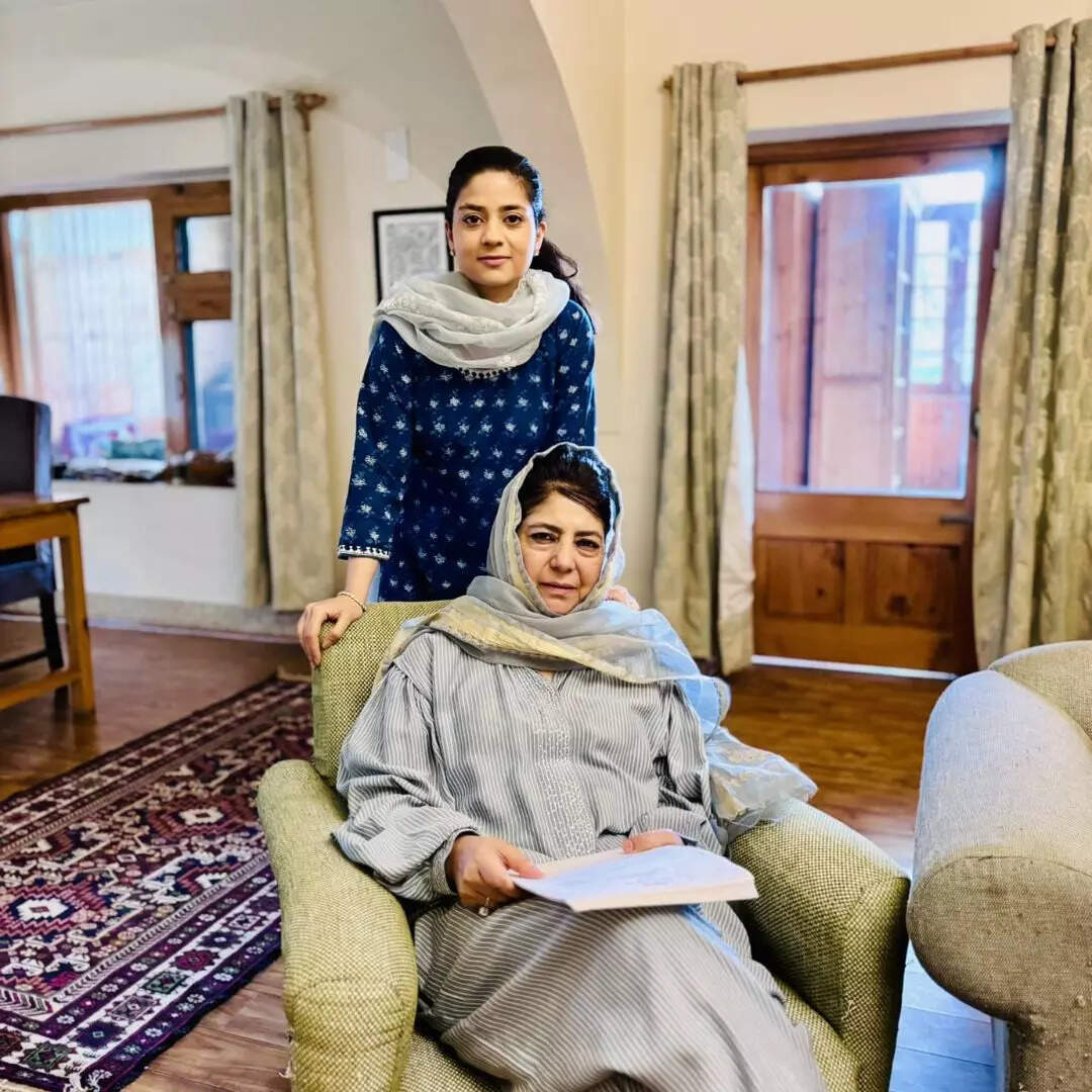Mehbooba Mufti Daughters Iltija Iqbal Mufti and Irtiqa Iqbal Mufti ...