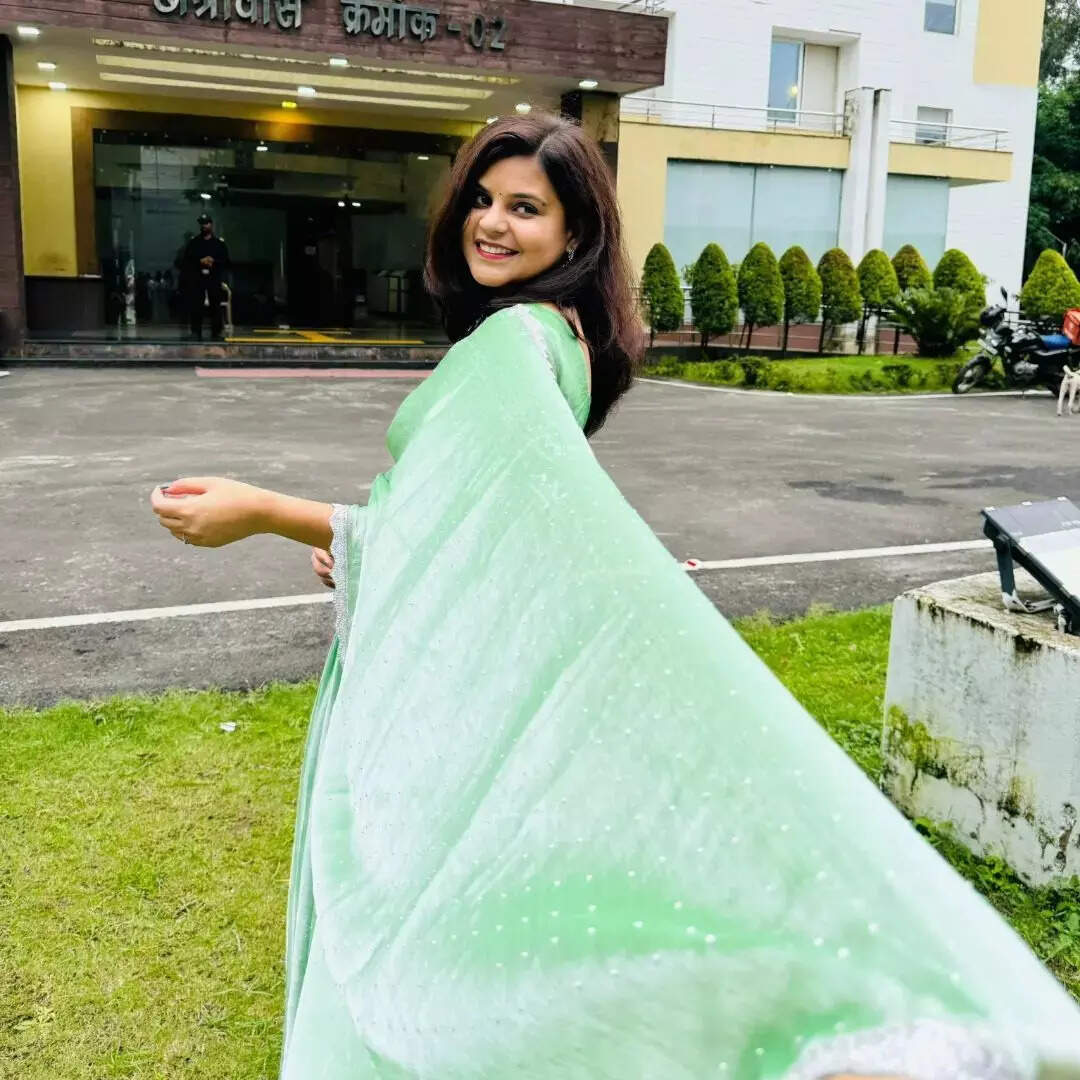 Success Story of SDM Priya Pathak Cracked MP PCS with Rank 1 Exam to ...