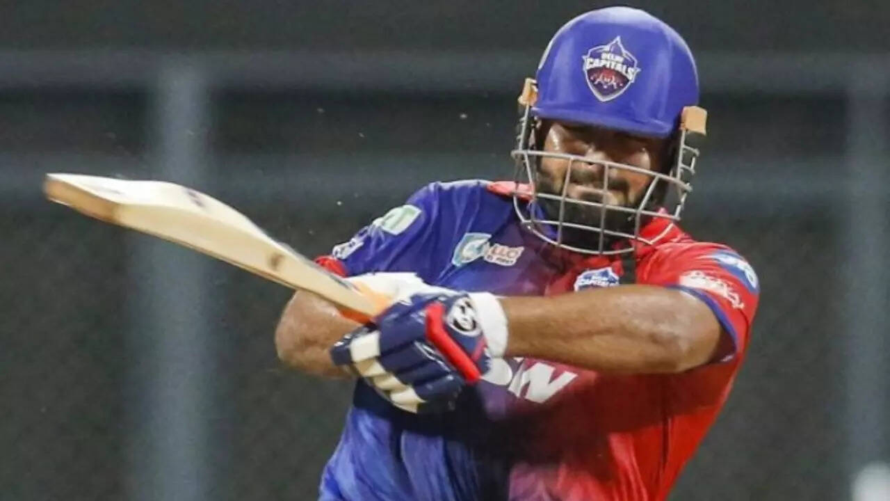 Riyan Parag to Sanju Samson Top Five Youngest Player to hit Fifty in ...