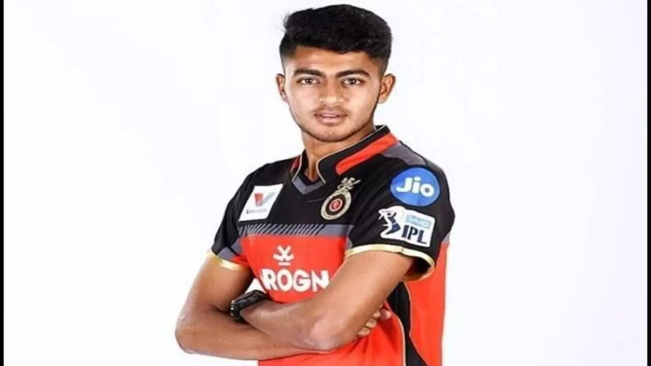 Abhishek Sharma to Riyan Parag Five Youngest Player to make Debut in ...