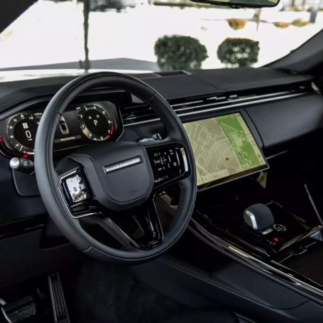 Hardik Pandya Added New Range Rover Sport SUV In His Luxury Car Garage