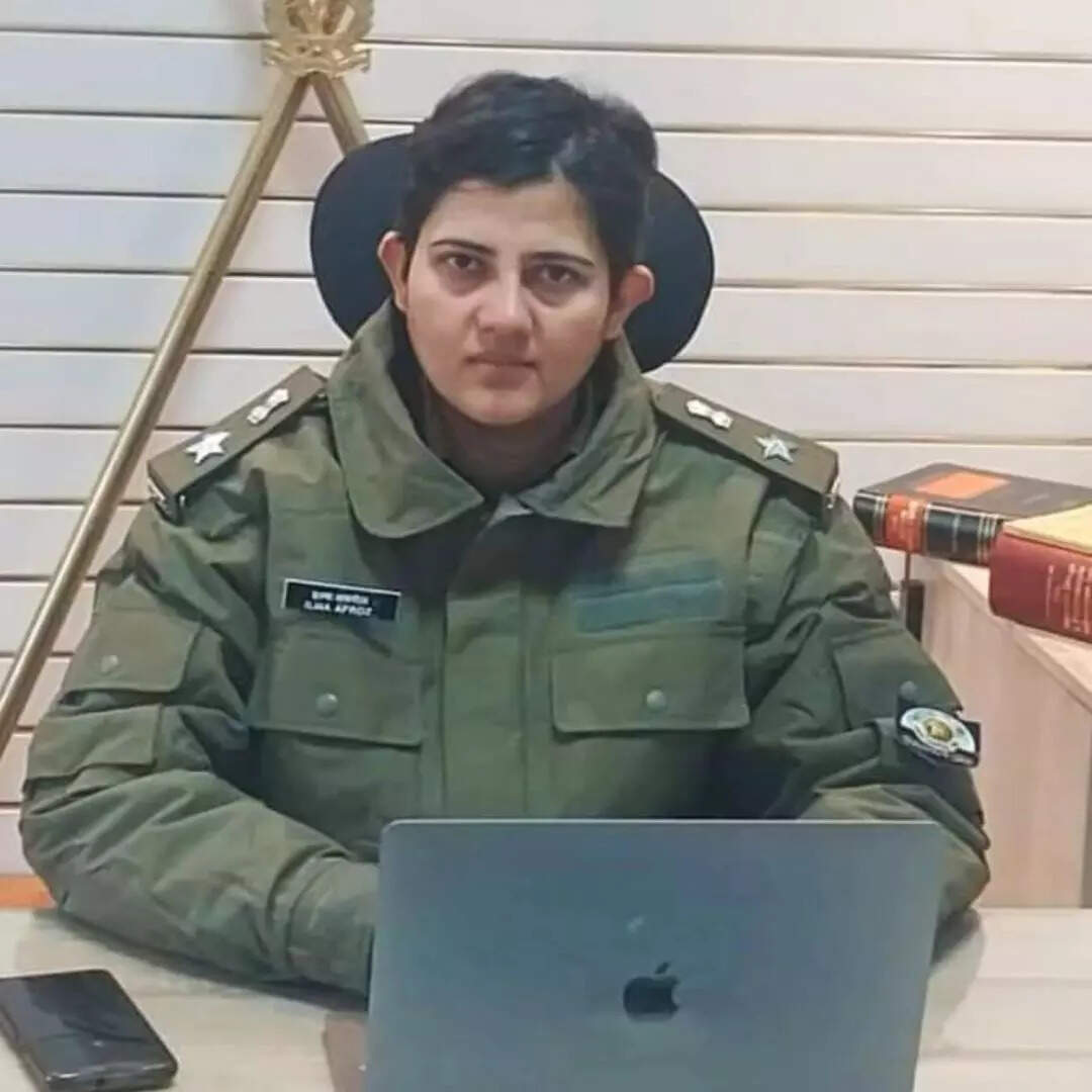 Who is IPS Ilma Afroz Baddi SP Sent On Leave After Issuing Challans for ...