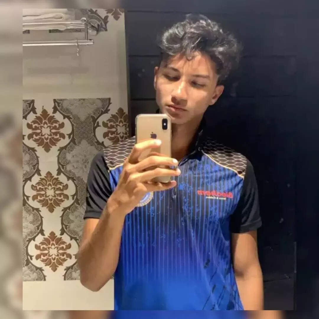 फेमस भारतीय क्रिकेटर जिसका बेटा बन गई बेटी, जानें कहां से की है पढ़ाई ...