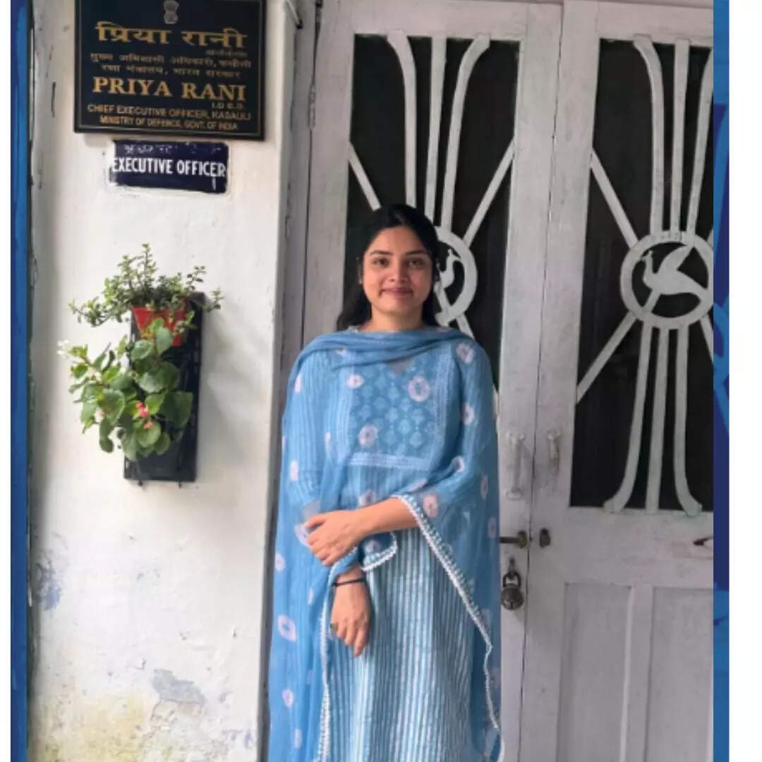 गांव वालों ने पढ़ाई करने से रोका, फिर ऐसे बनी IAS अधिकारी, जानें कितनी ...