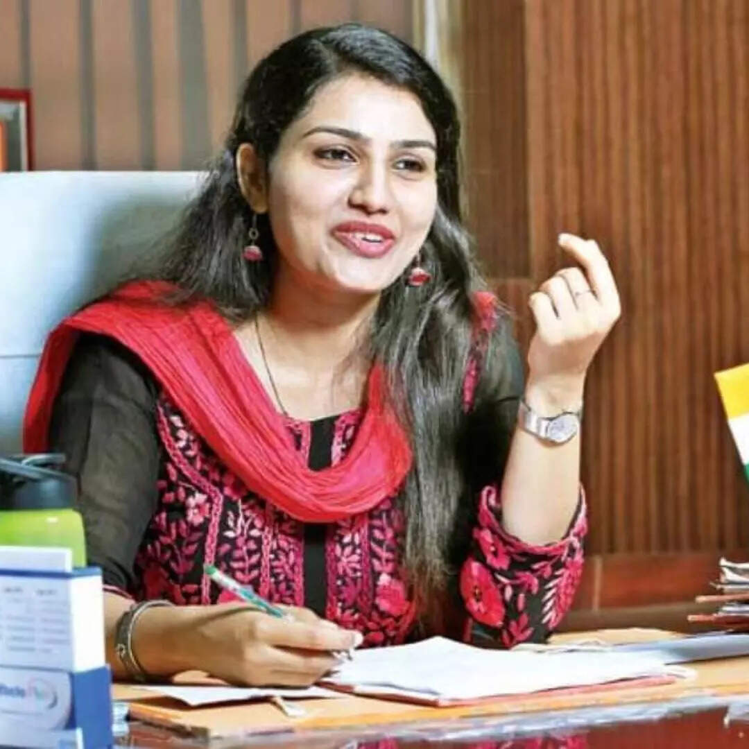 Who Have Power to Suspend Lady IAS Officer Suspension and Removed Rules ...