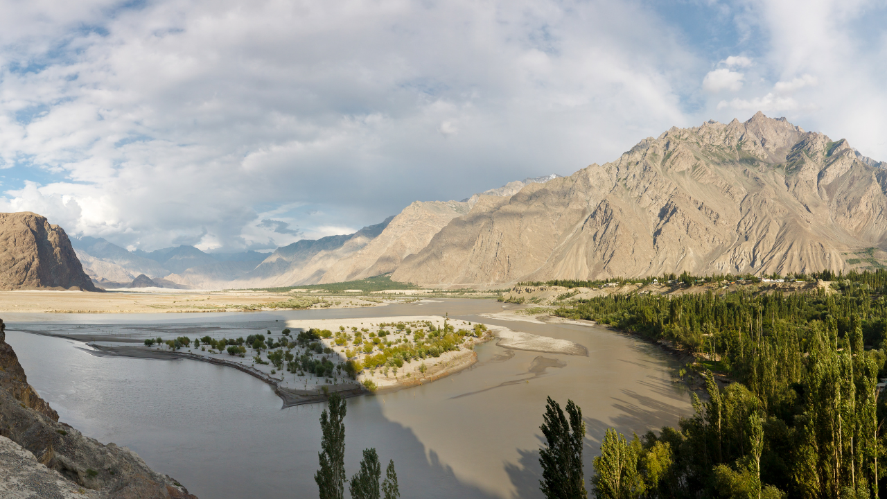 The largest river of akhand bharat still flows through 3 countries and ...