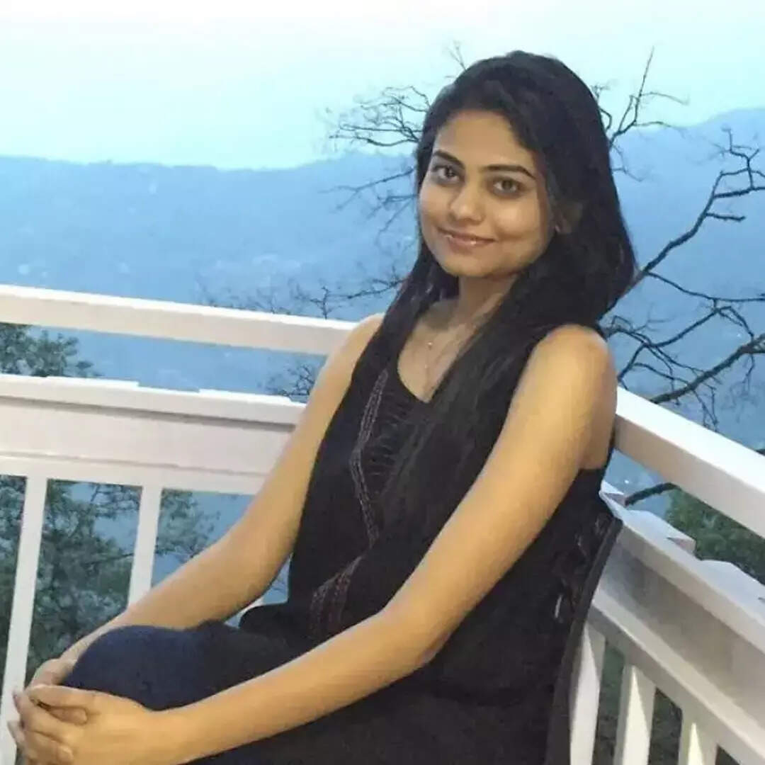 Tina dabi's friend ias artika shukla district collector of alwar gets ...