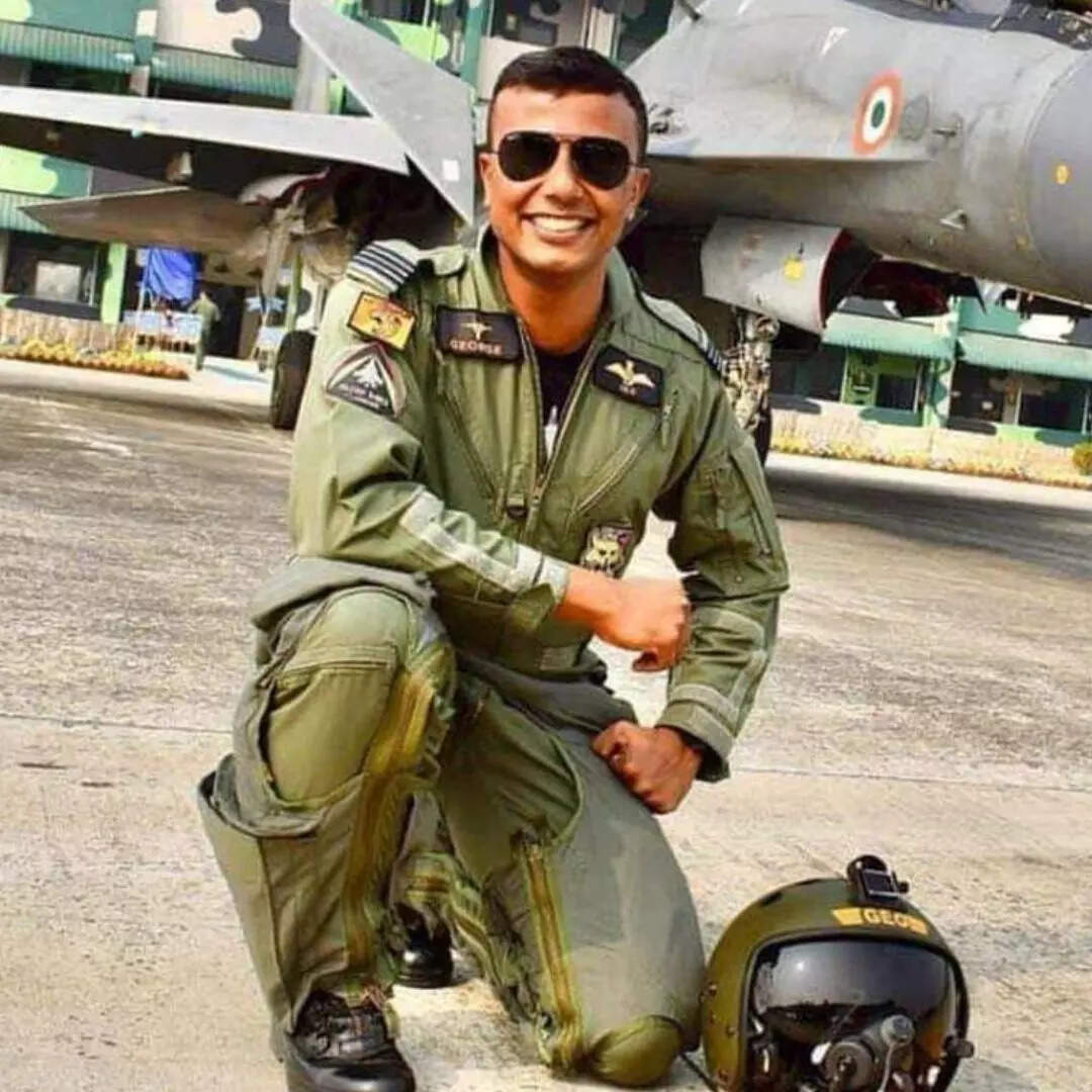 What Is The Salary Of Fighter Jet Pilot In India Know Air Force Pilot ...