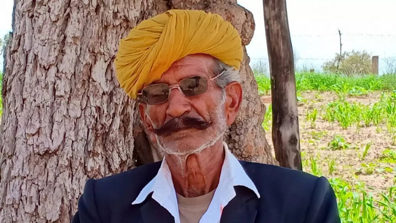 Hero of Indo Pak war 1971 and ex soldier Bhairo Singh Rathore called by ...