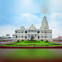 read interesting history and Vastu kala of Govind dev ji temple in ...