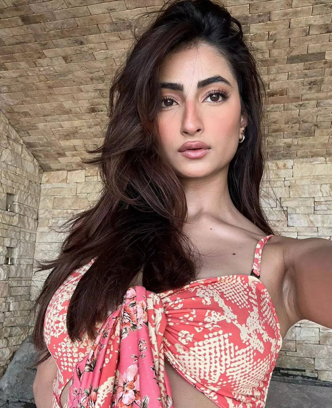 पलक तिवारी के आर्मपिट देख फूटा लोगों का गुस्सा, ऊप्स मोमेंट से ऐसे बचीं!