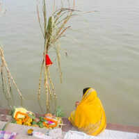 This is the right way to Offer Jal to Surya Devta