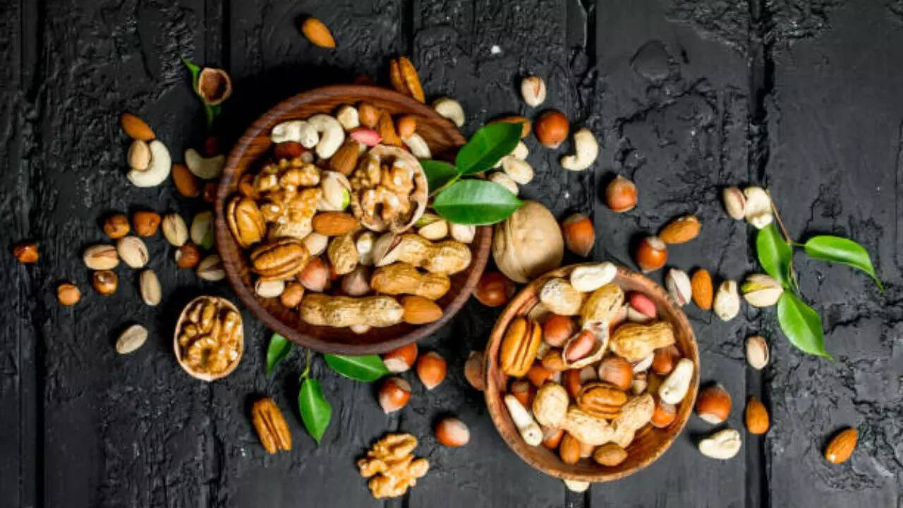 Eating dry fruits in the morning gives these 10 tremendous health benefits