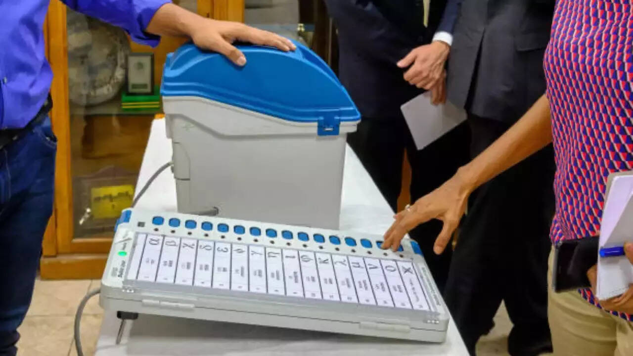 Election Commission of India rejected Congress claim over EVM, who spread rumor should appear in ...