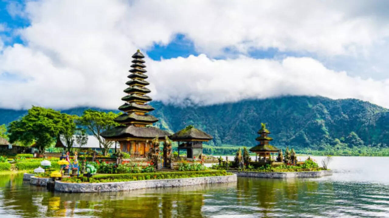 IRCTC launched tour package for bali indonesia named Blissful Bali ...
