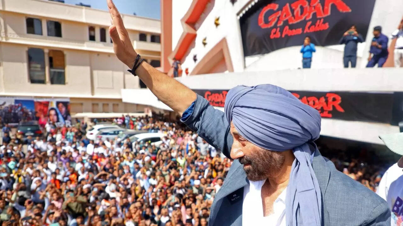 Gadar 2: These are the powerful dialogues of 22 year old Gadar Ek Prem ...