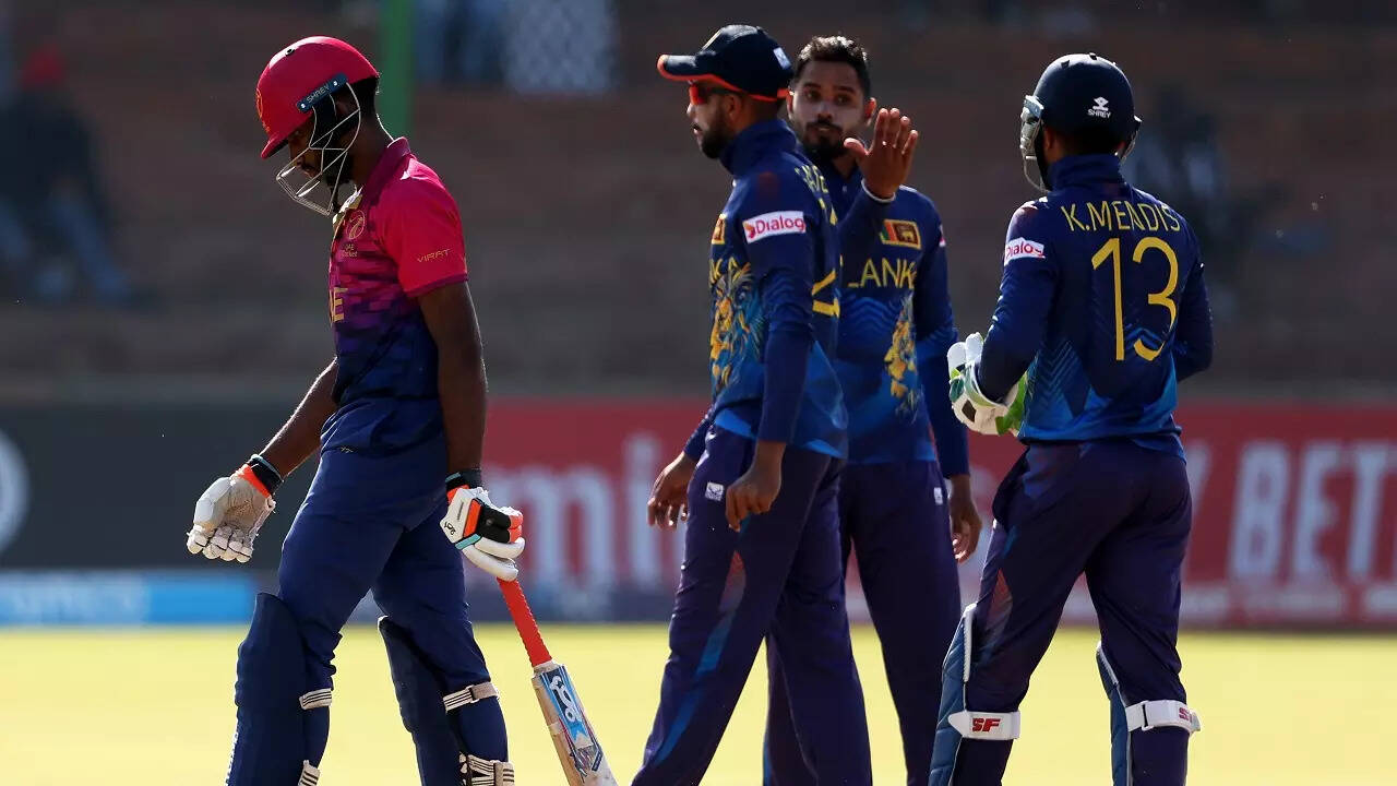 Wanindu Hasaranga takes career best six wickets as Sri Lanka beat UAE ...