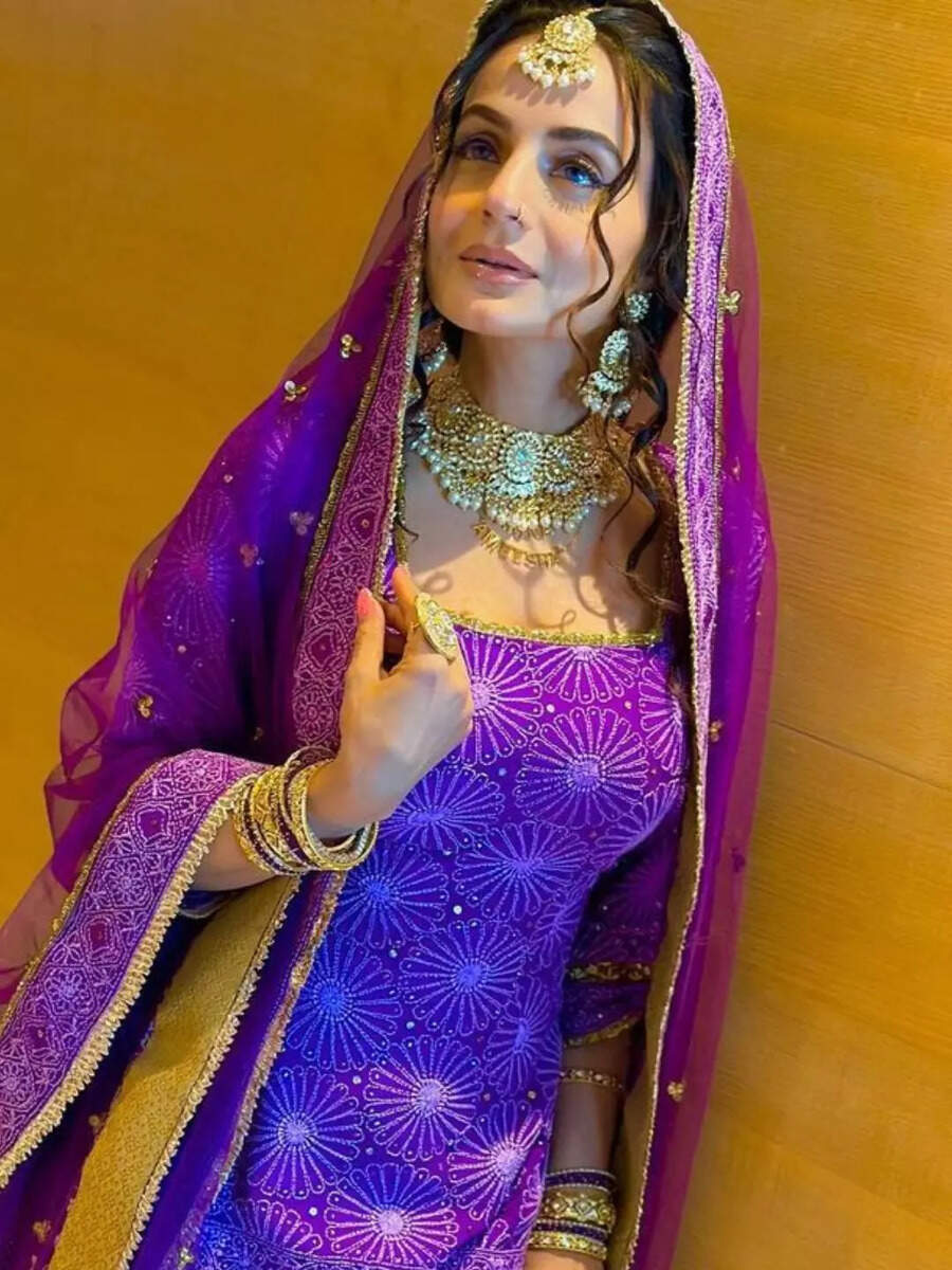 Amisha Patel Will Not Do Ghadar 3 गदर 2 च्या निर्मात्यांना अमिषाचा इशारा म्हणाली मी गदर 3 