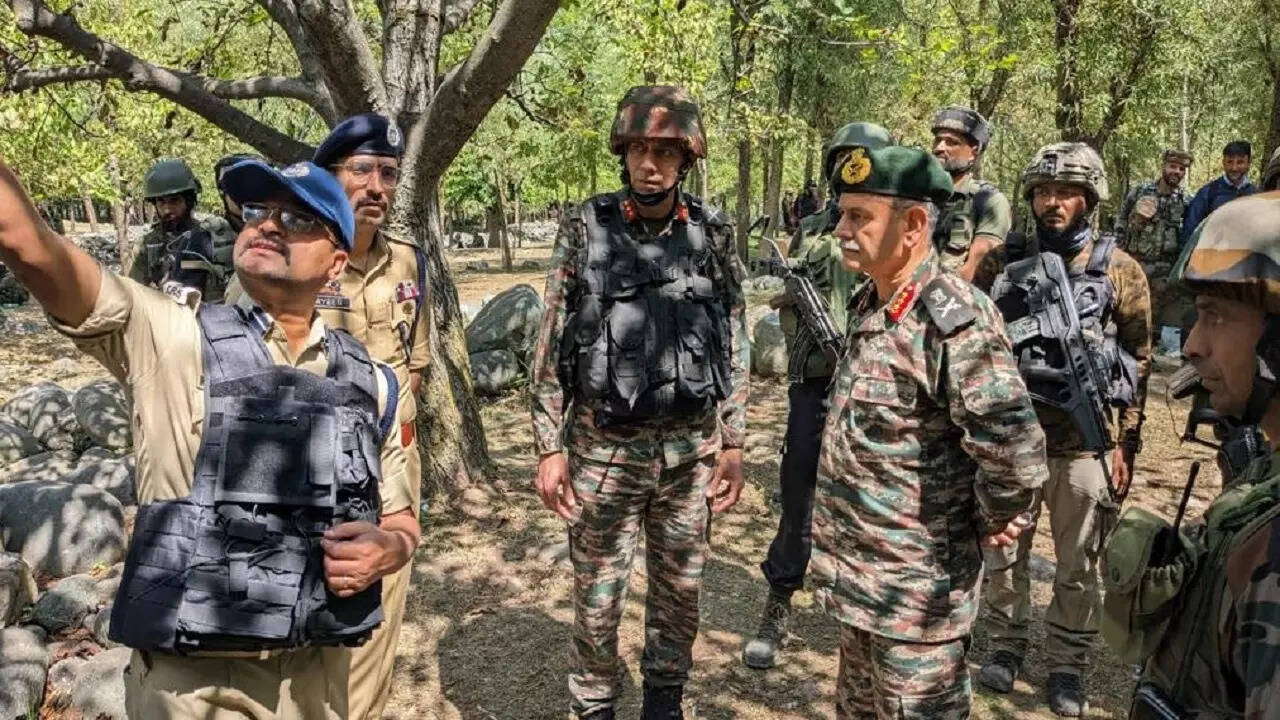 Indian Army Operation Against Terrorist In Kashmir Anantnag 3 ...