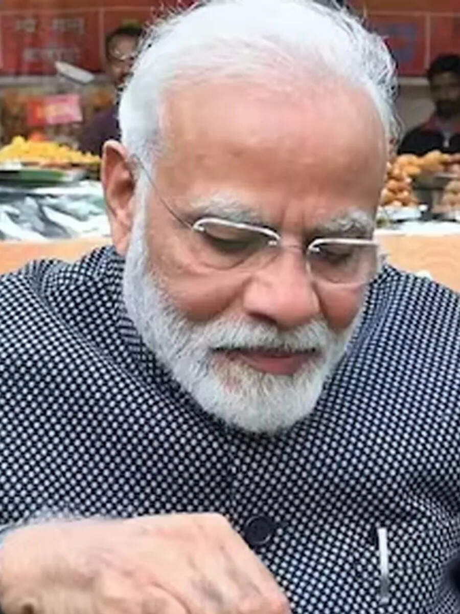 PM Narendra Modi Personal Cook Salary PMO India Staff Salary | Times ...