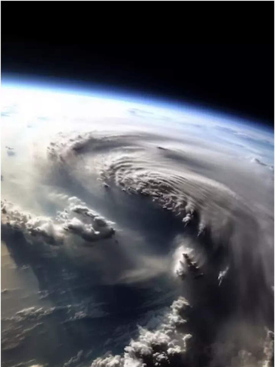 Most Dangerous Planet in the Universe: neptune is most dangerous planet ...