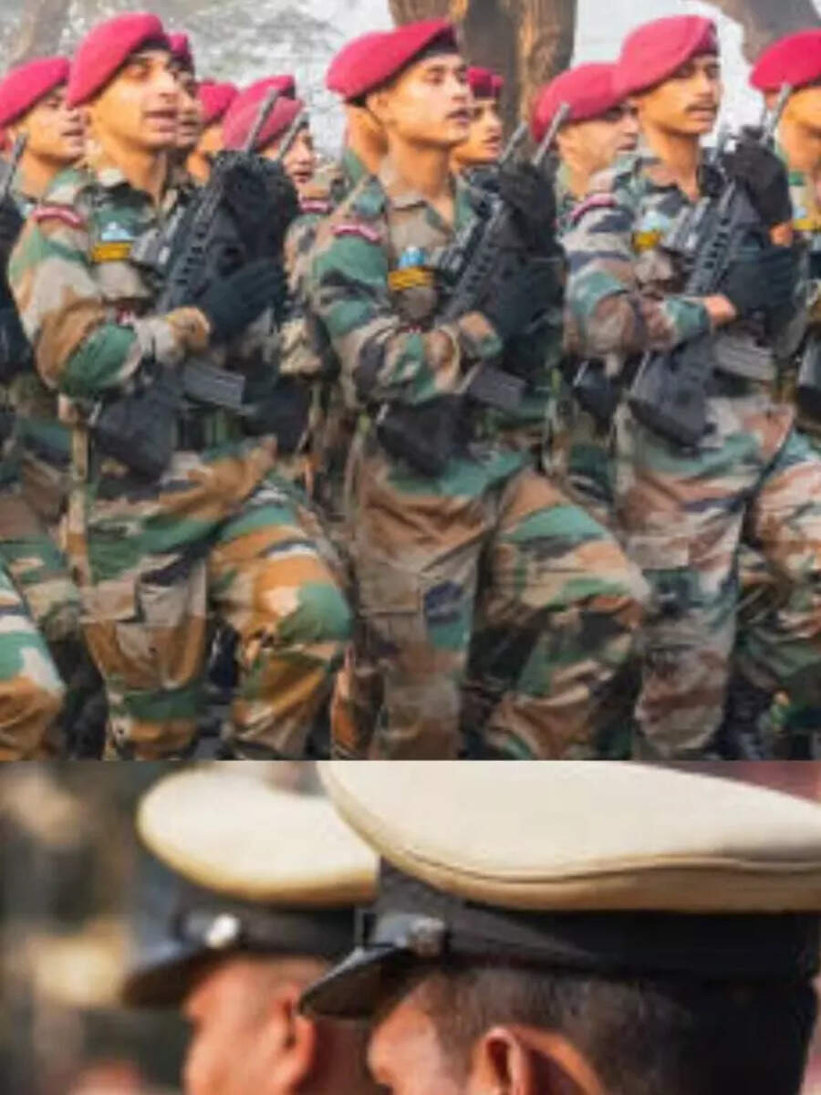 Police Constable VS Army Soldier: Police Constable and army soldier ...