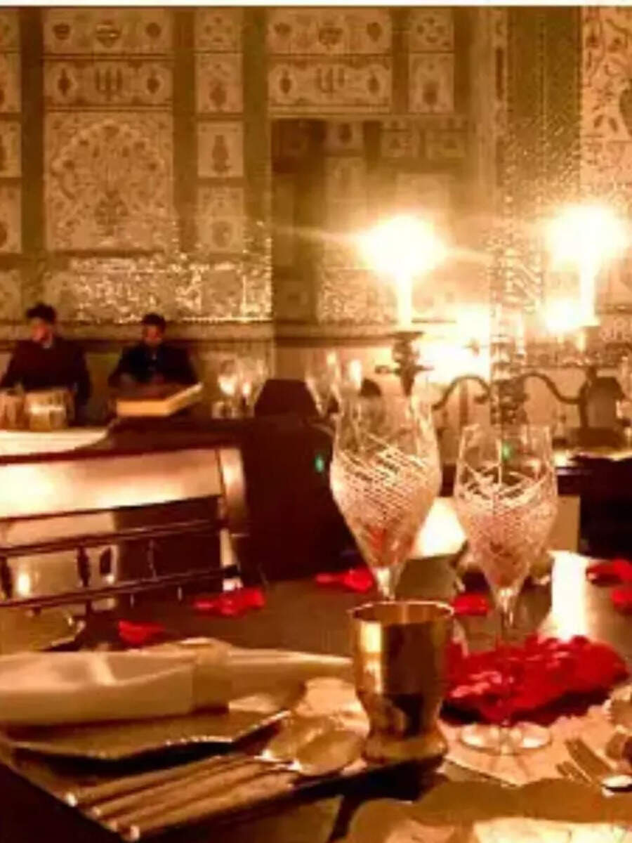Sheesh Mahal Restaurant in Jaipur Rajasthan Mohan Mahal lit only by ...